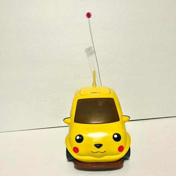 Nintendo | Toys | Vintage Pokmon Pikachu Electronic Remote Control Car ...